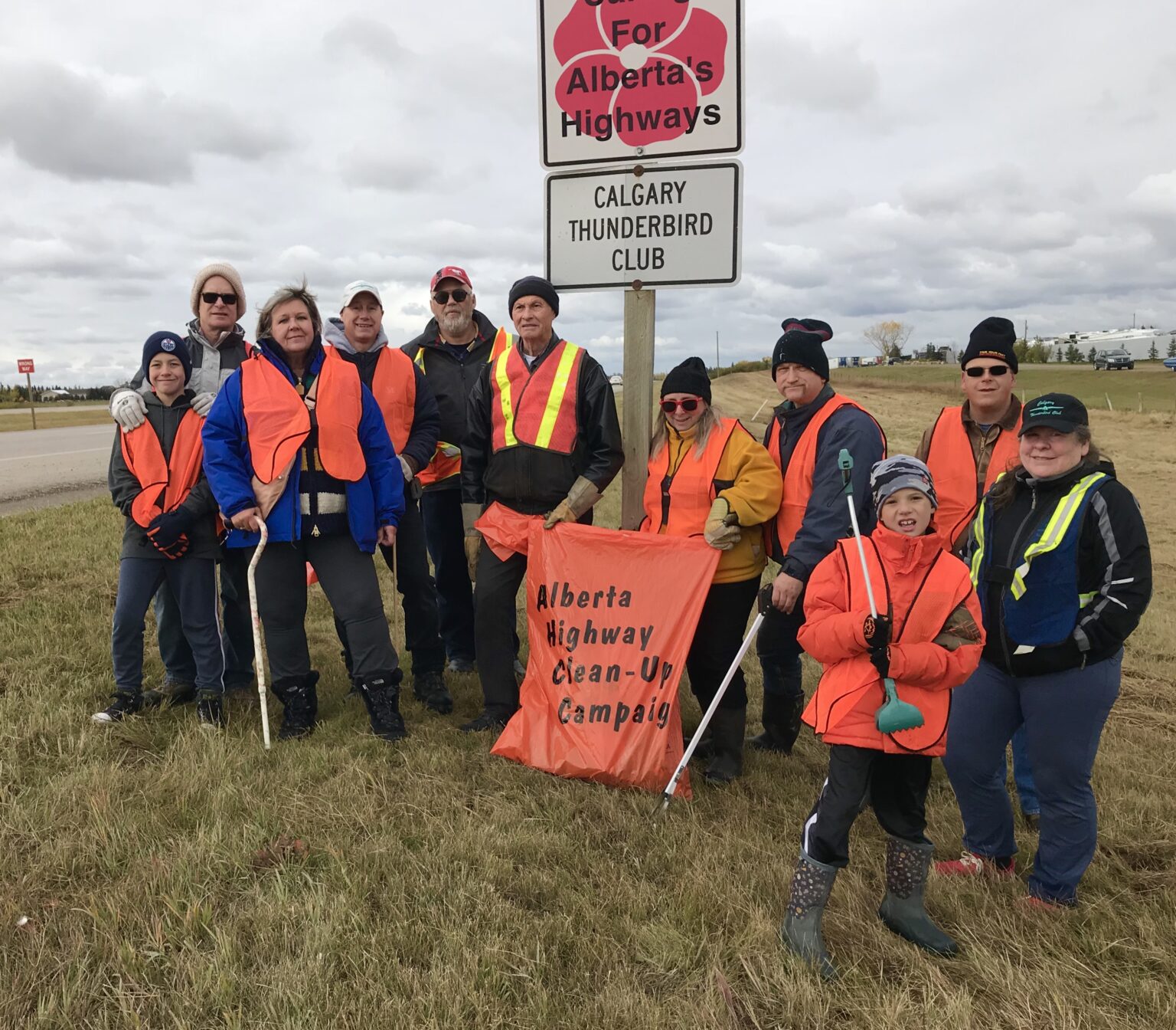Highway Cleanup - Calgary Thunderbird Club